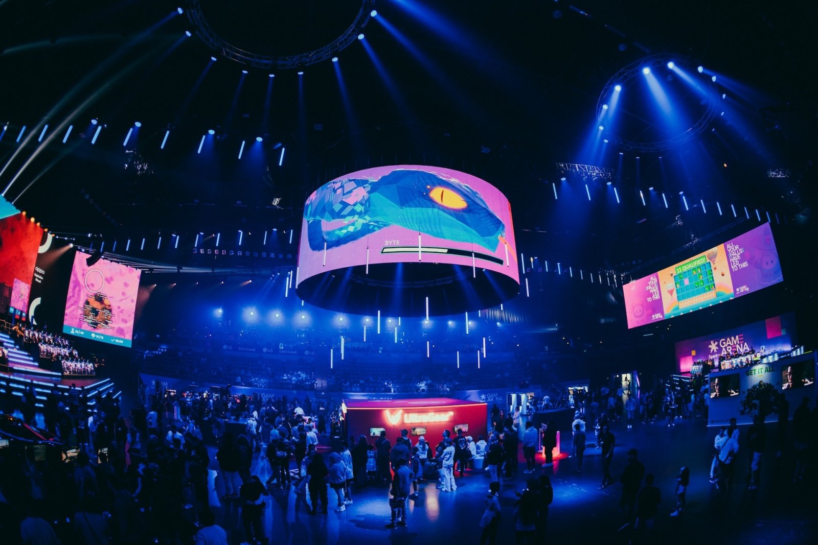 Spark Game Arena Live: The gaming festival that was a giant co-op game ...