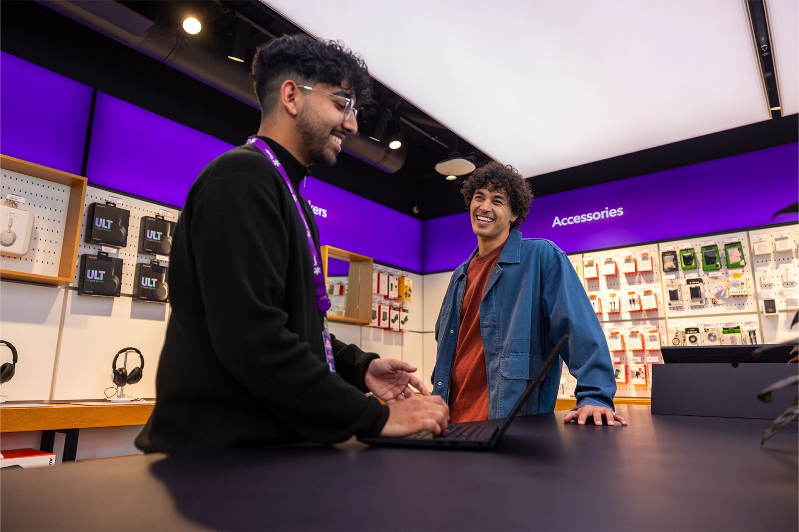 One Number: LTE Smartwatch & Smartphone Plan | Wearable plans | Spark NZ